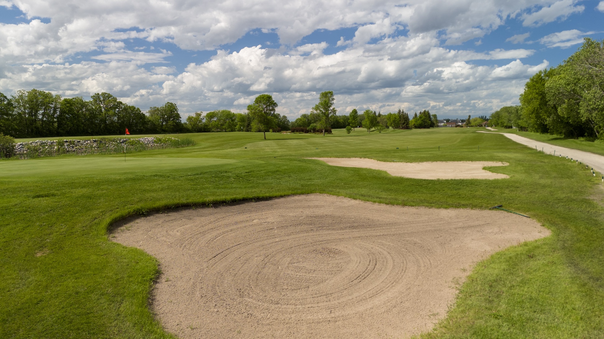 Discover Golf - Lorette Golf Course